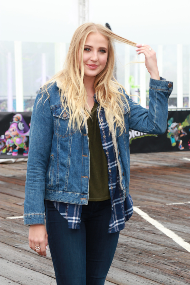 Veronica Dunne picture