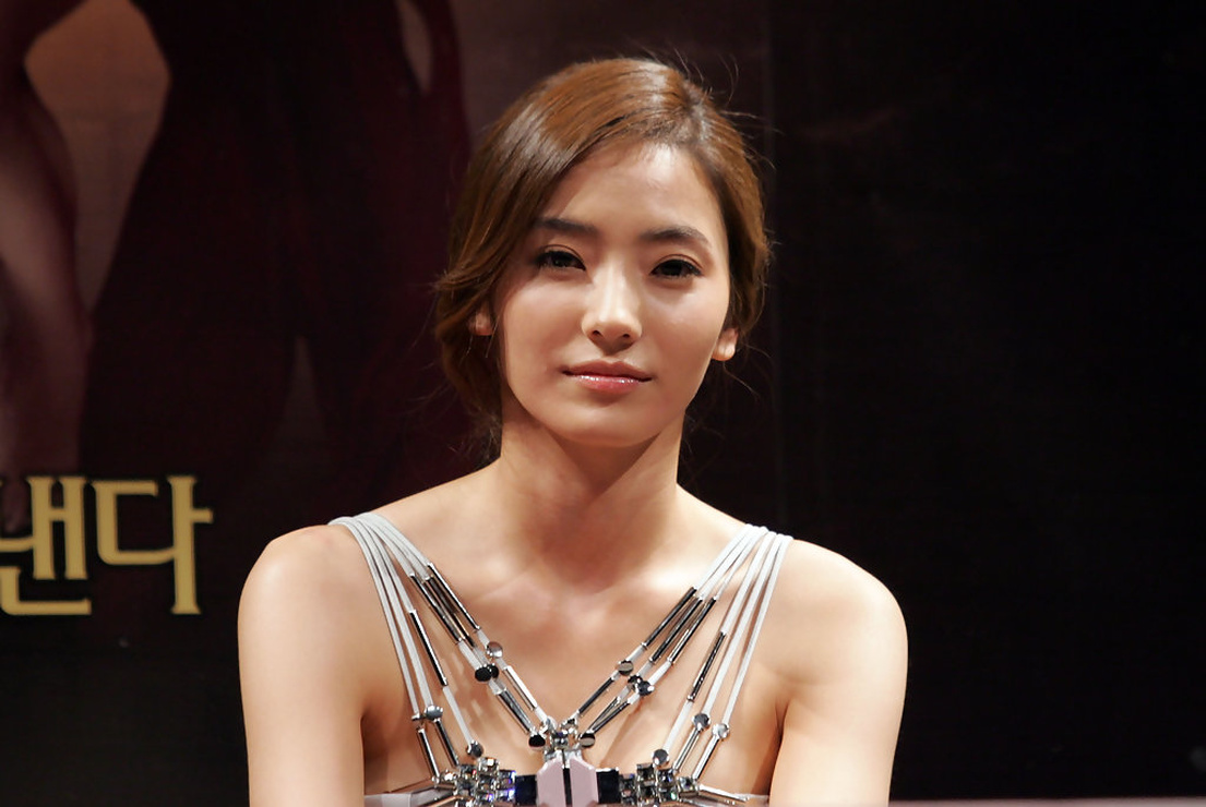 Han Chae Young
