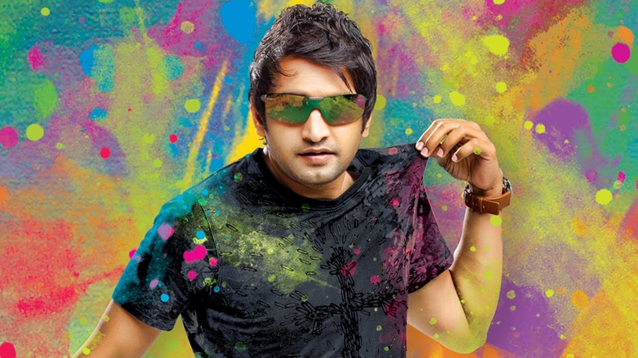 Picture of Santhanam