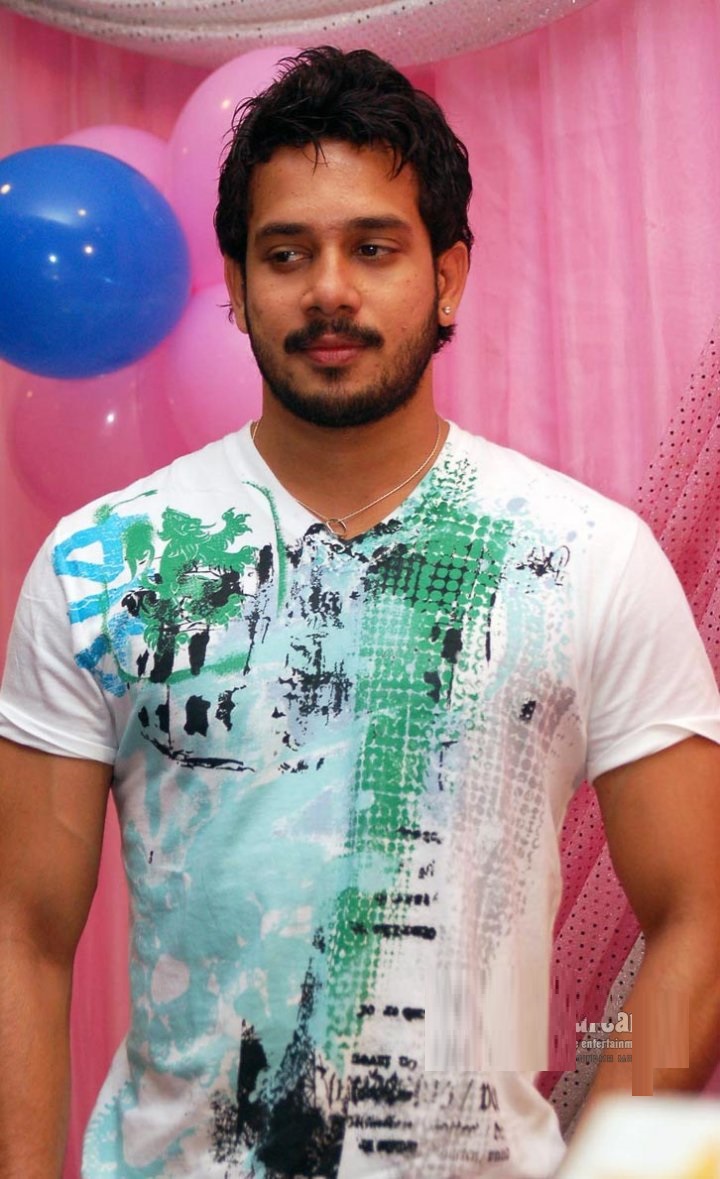 Bharath Srinivasan image