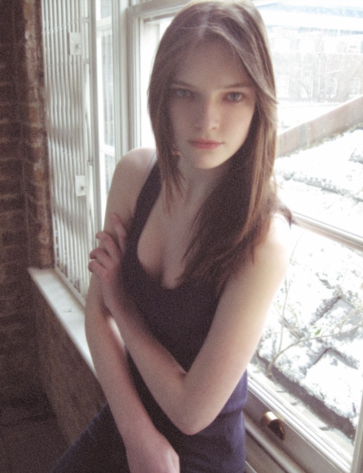 Lucy Evans (model) picture