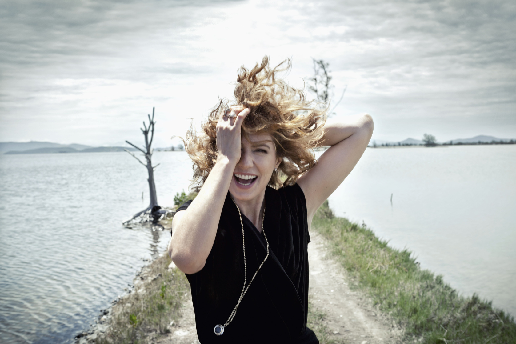 Patrícia Pillar image