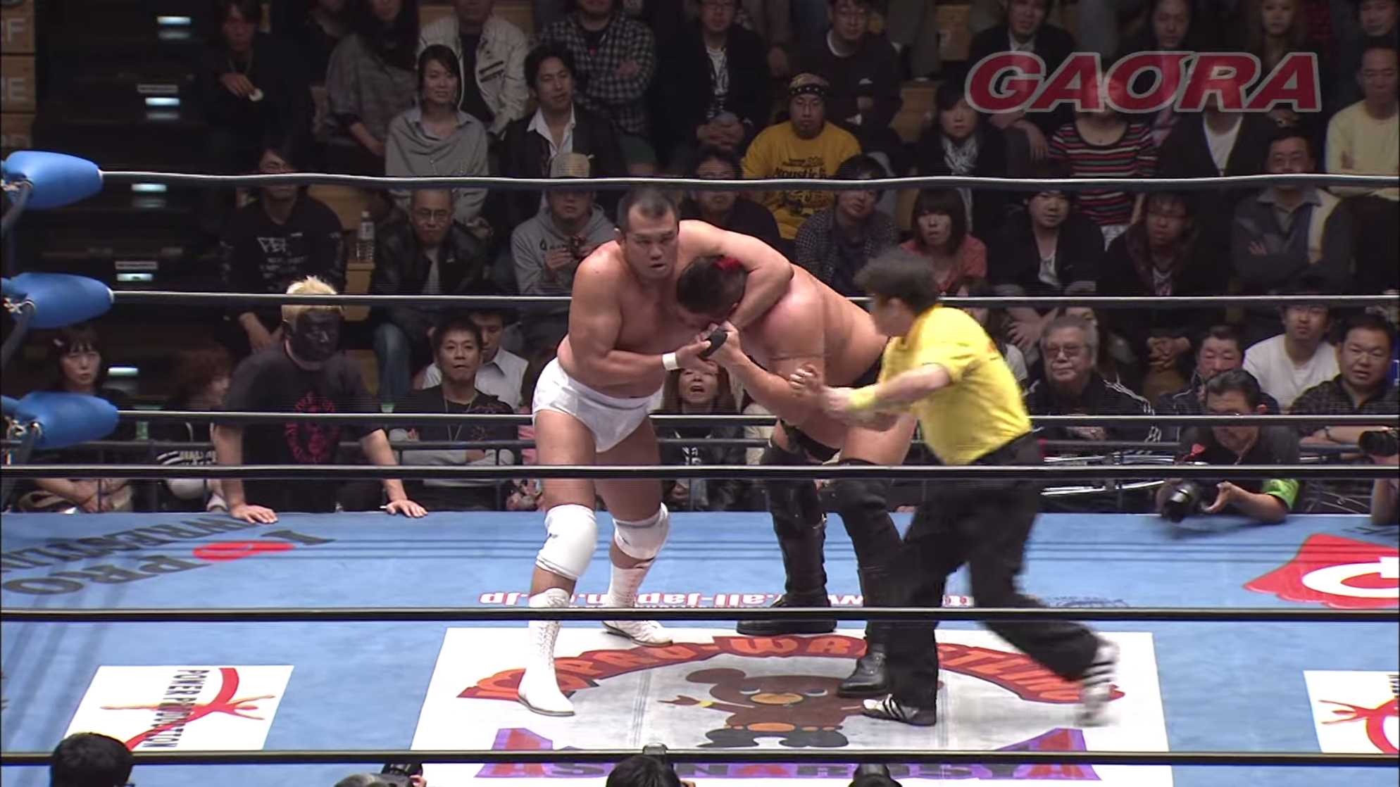 Picture of Joe Doering vs. Jun Akiyama (AJPW, 04/11/11)