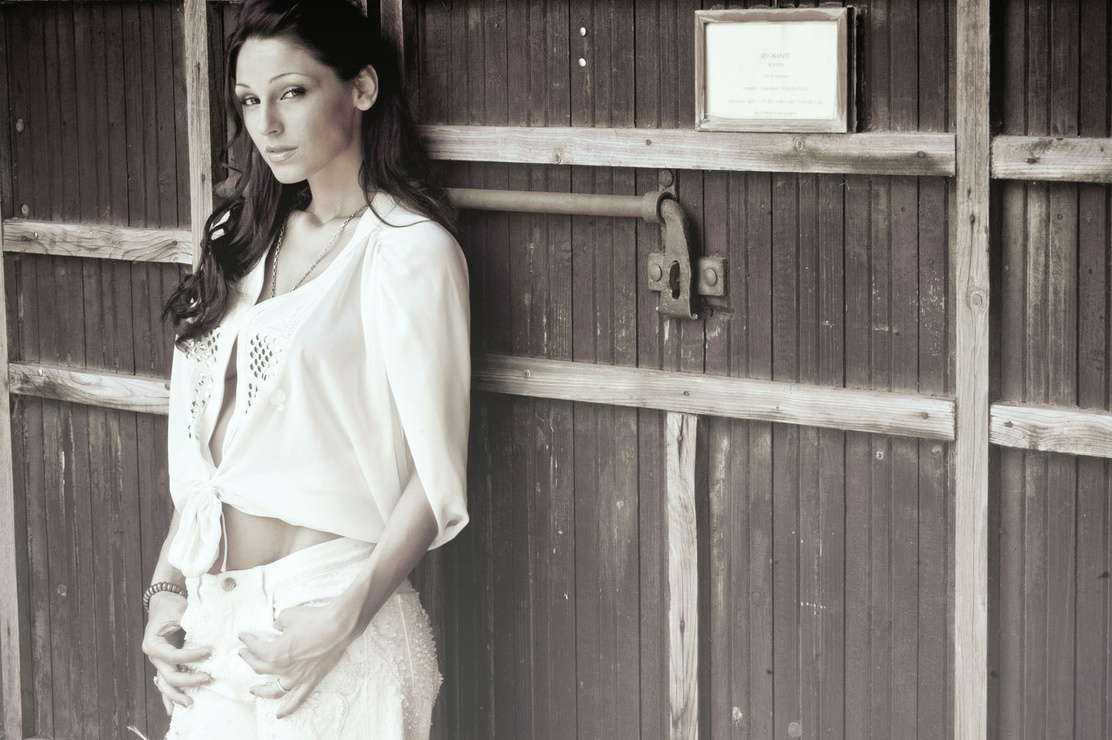 Picture of Anna Tatangelo