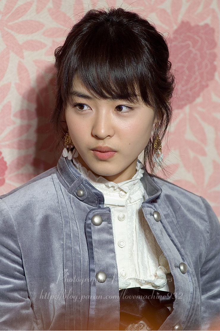 Picture of Yeon-hee Lee