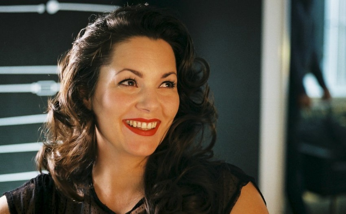 Paula Lambert image