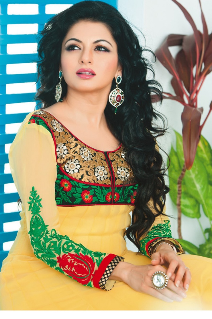 Picture of Bhagyashree