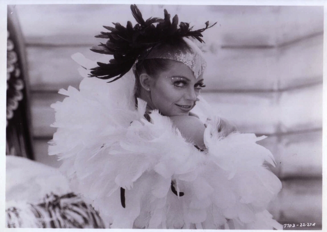 Picture of Candice Rialson