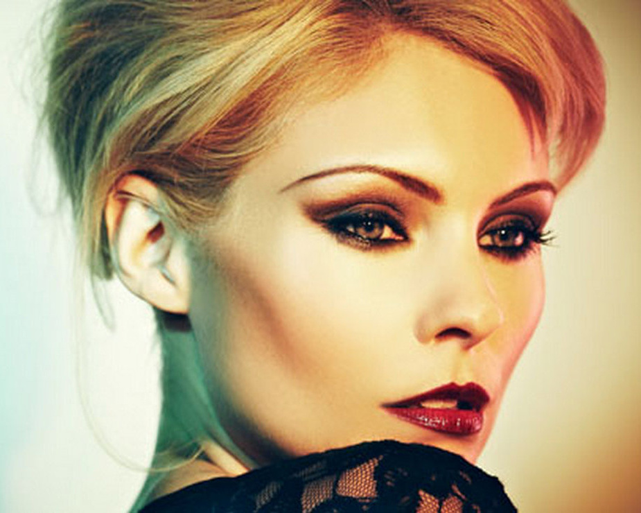 Picture of MyAnna Buring