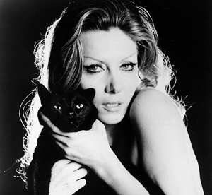 Ingrid Pitt picture