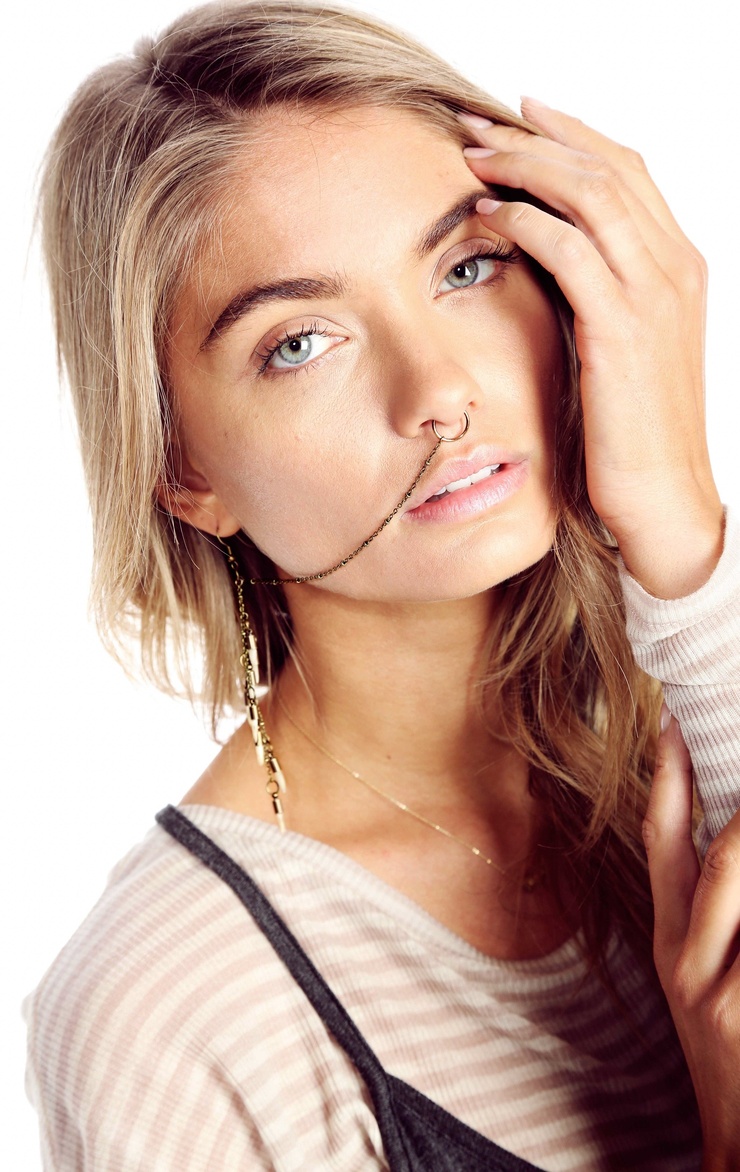 Natalie Morris image