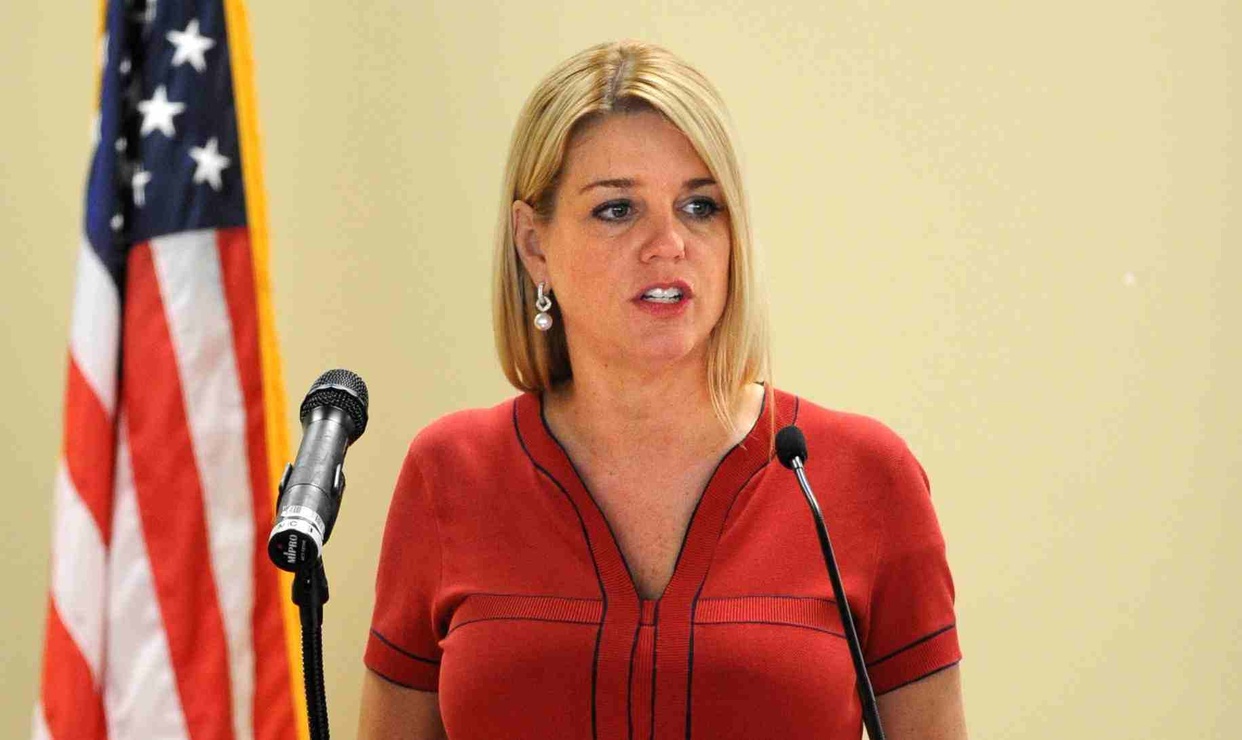 Picture of Pam Bondi