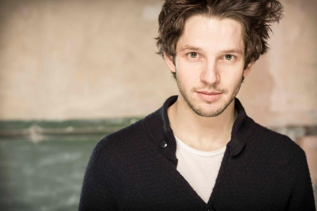 Picture of Damien Molony