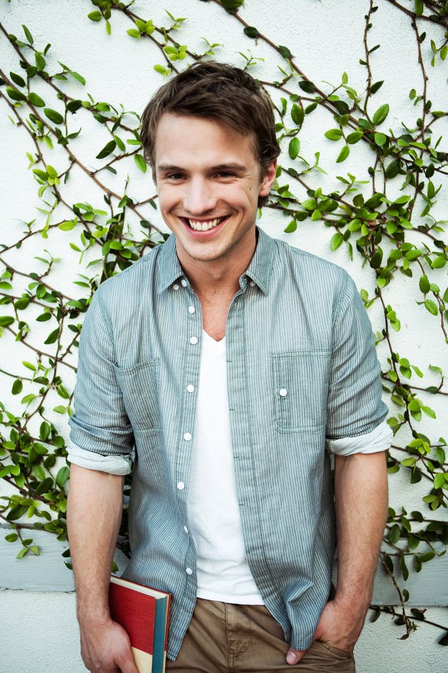 Image of Freddie Stroma
