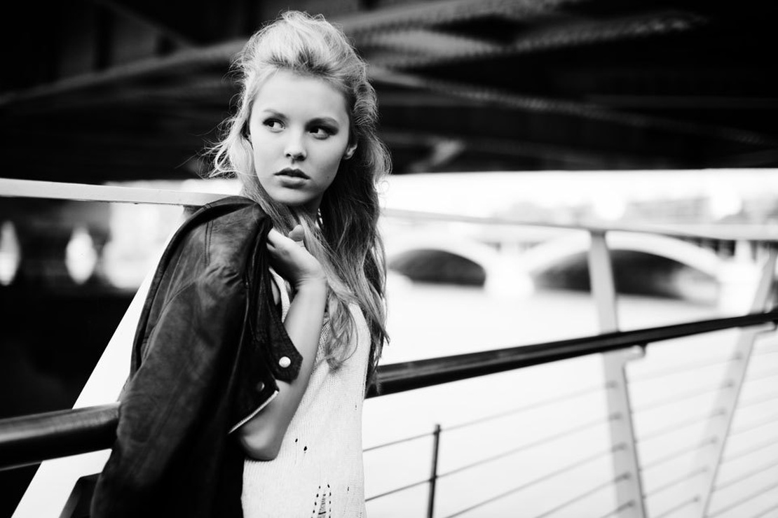 Picture of Betsy blue english