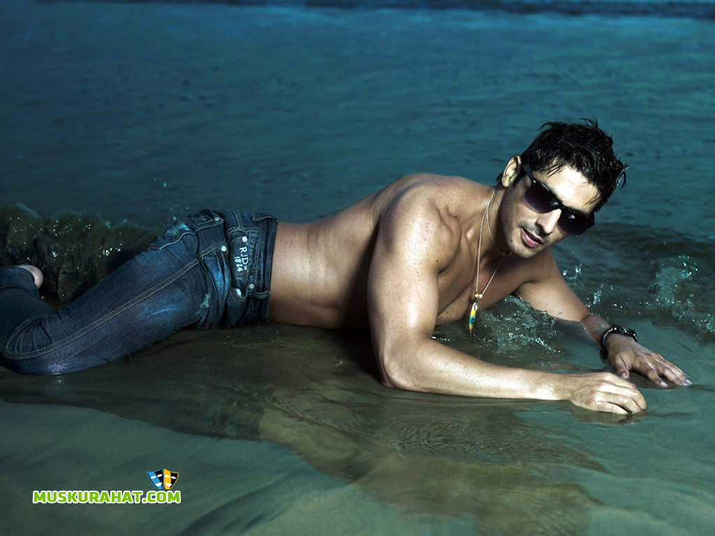 Picture of Zayed Khan