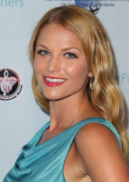 Picture of Ellen Hollman
