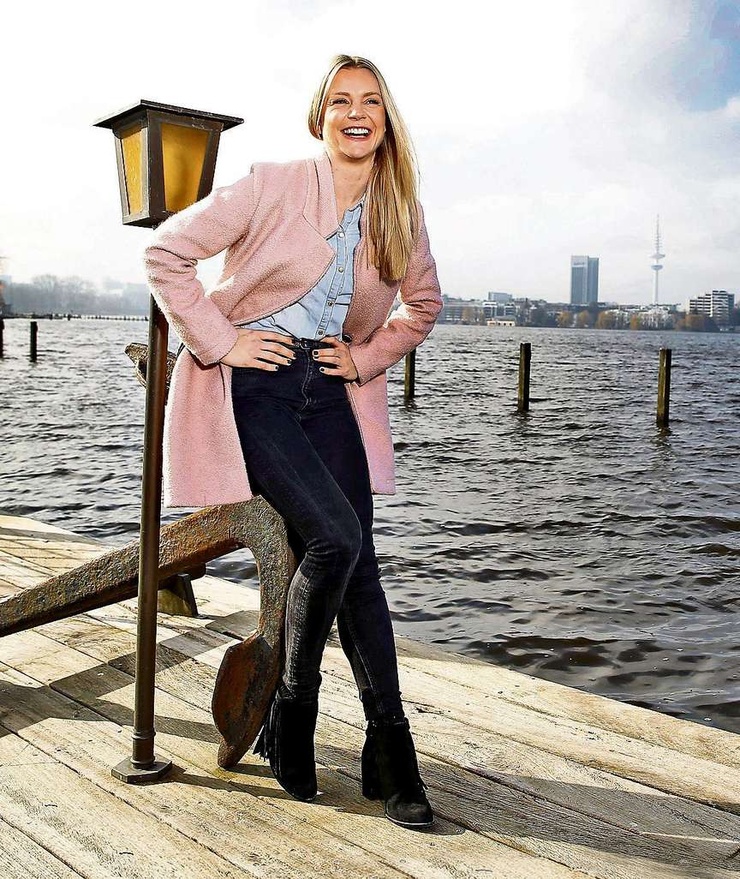 Kim-Sarah Brandts image