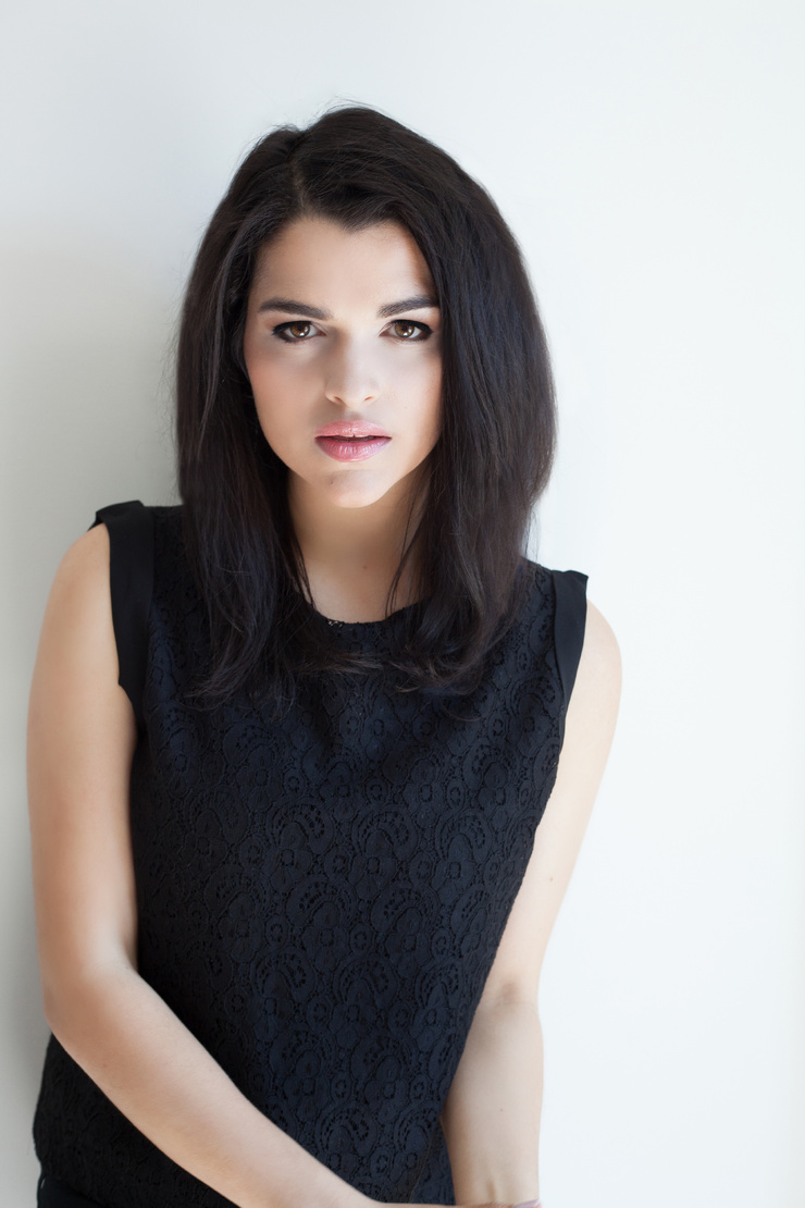 Picture of Eve Harlow