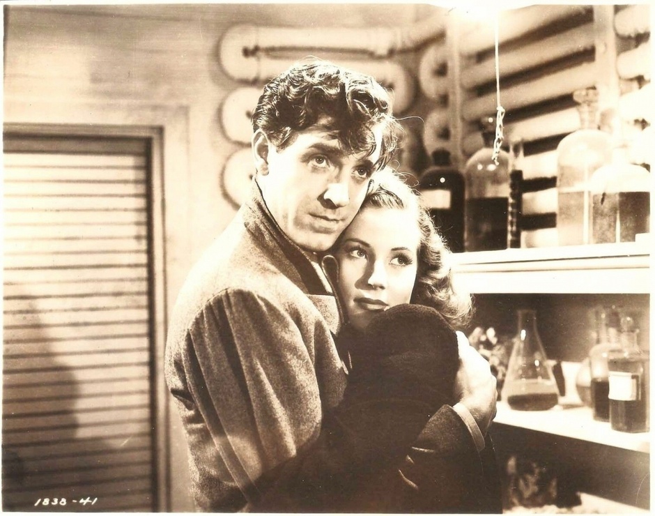 Robert Paige, Janice Logan