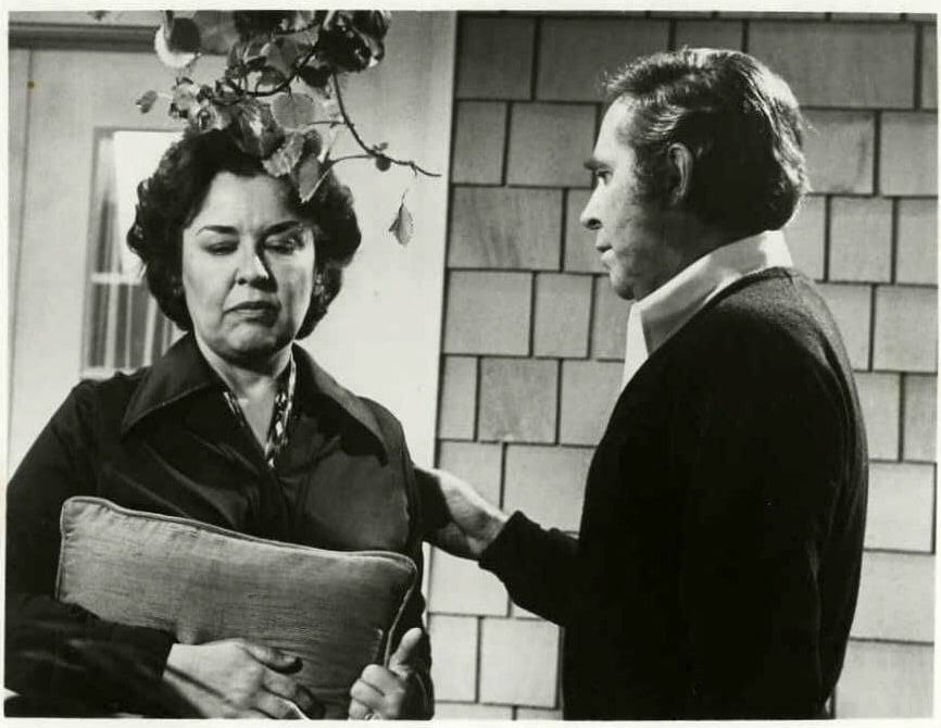 Sada Thompson, James Broderick