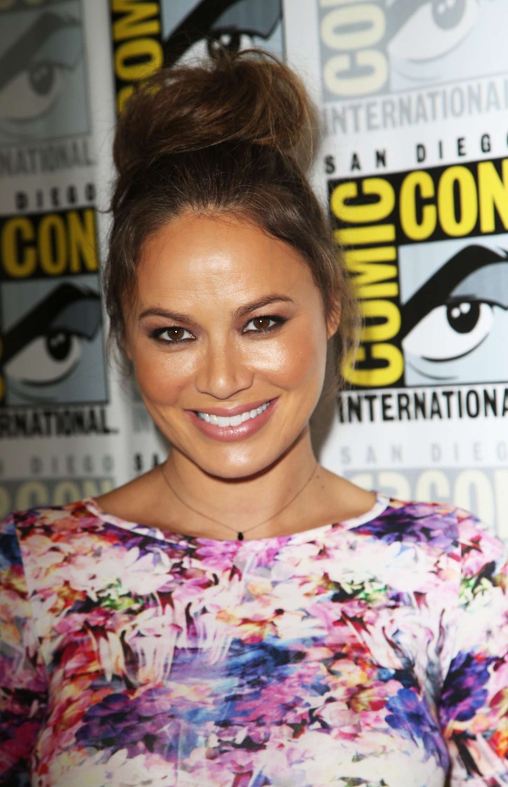 Picture of Moon Bloodgood