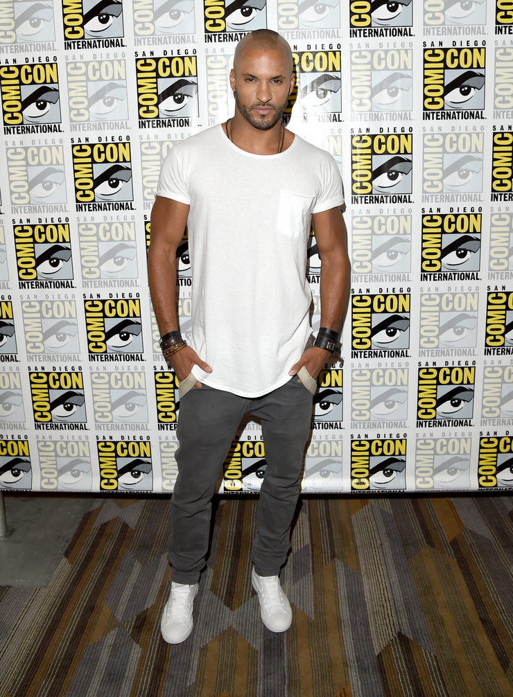 Picture of Ricky Whittle