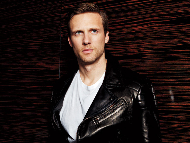 Picture of Teddy Sears