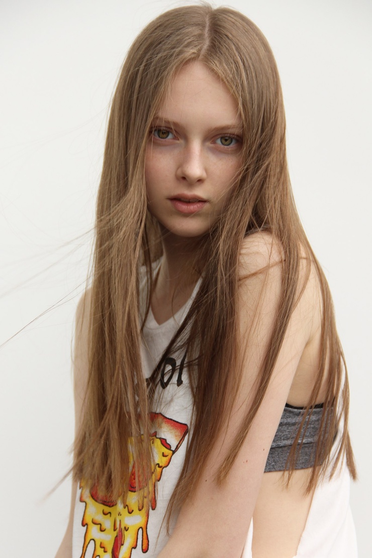 Elina Nikitina image