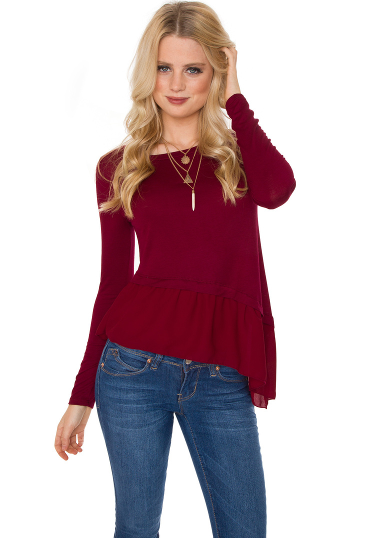 Picture of Allison Holton