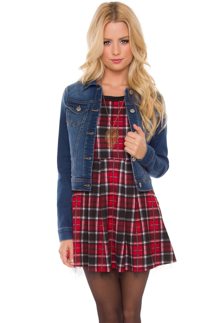 Picture of Allison Holton