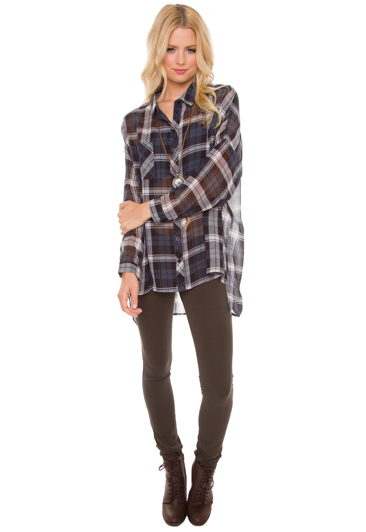 Picture of Allison Holton