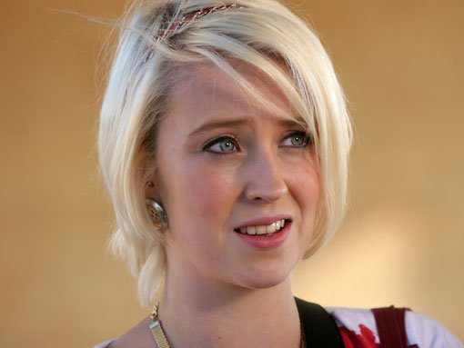 Lily Loveless picture