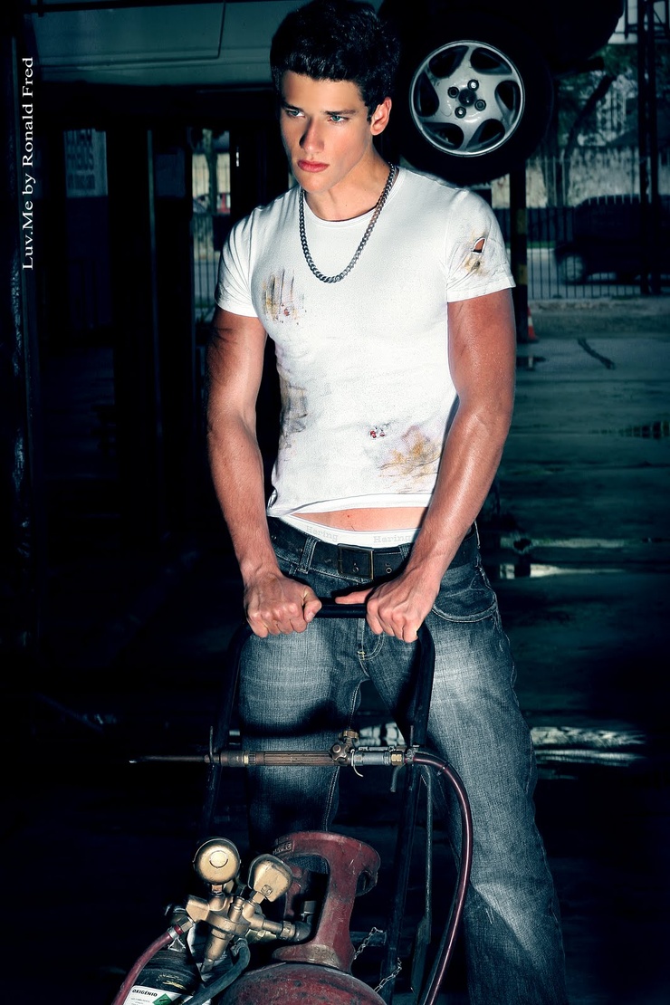 Arthur Sales picture