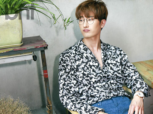 Picture of Zhou Mi