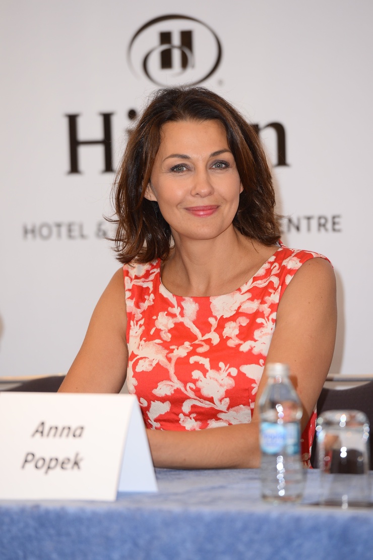 Anna Popek picture
