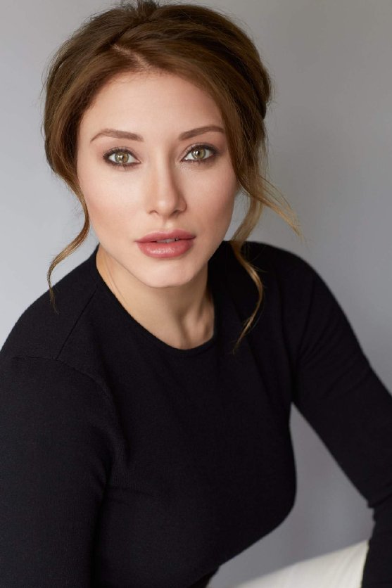 Picture of Alexandra Vino