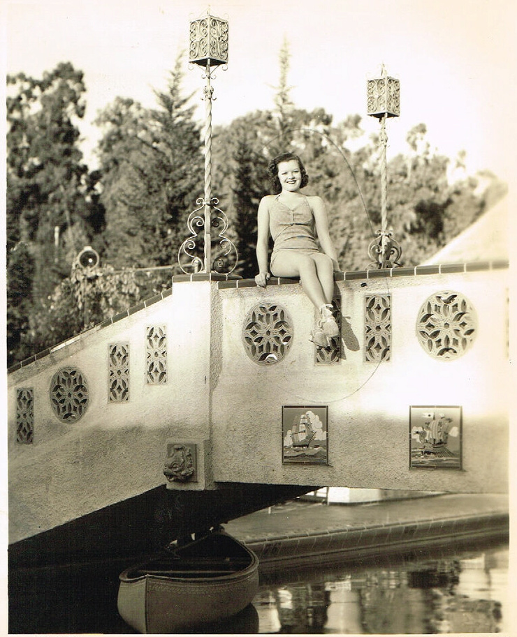 Dixie Dunbar