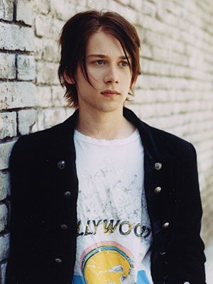 Picture of Lou Taylor Pucci