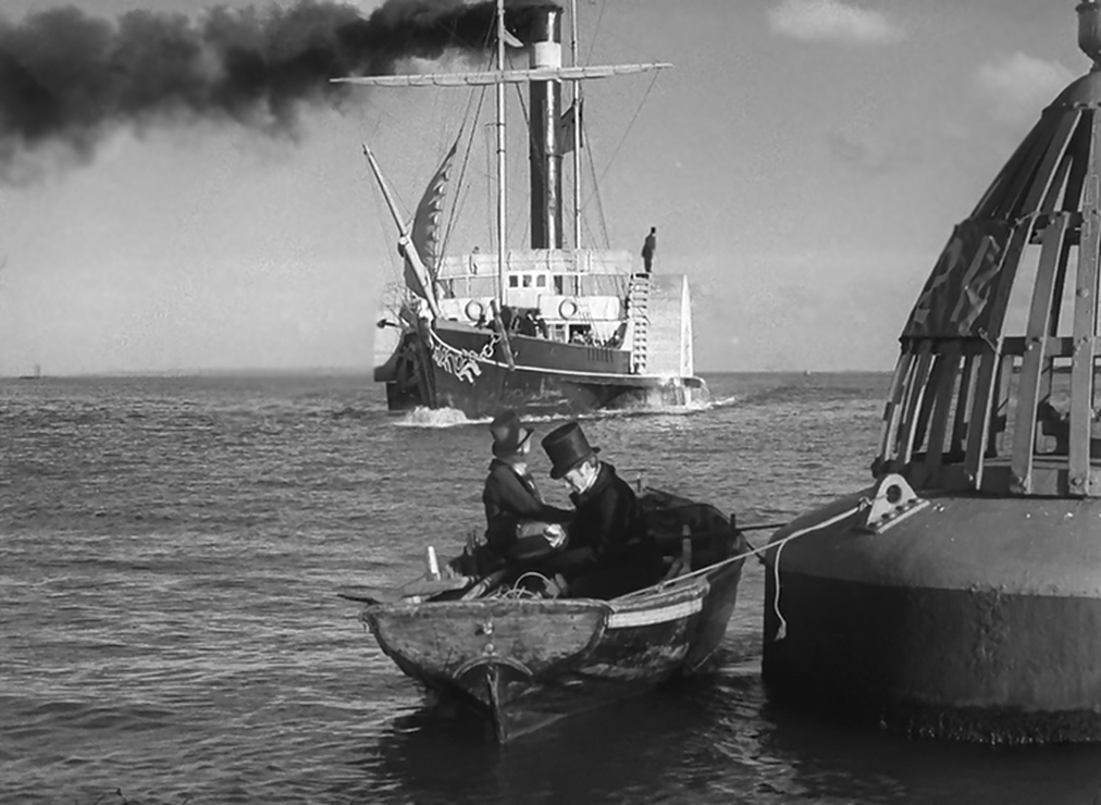 Alec Guinness and John Mills