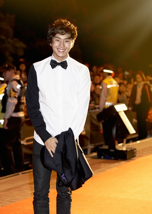 Picture of Justin Chon