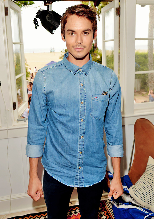 Picture of Tyler Blackburn