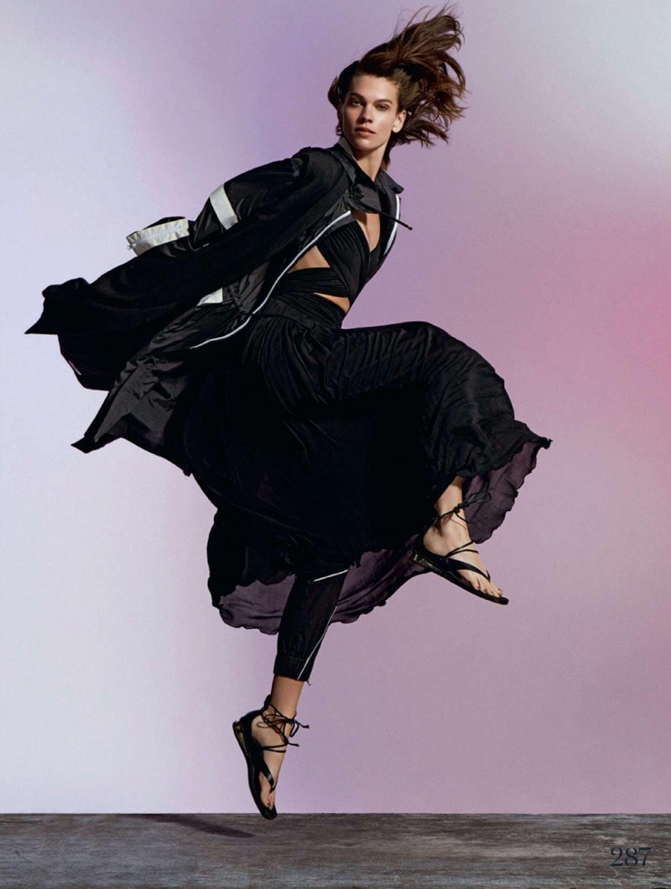 Alexandra Tomlinson image