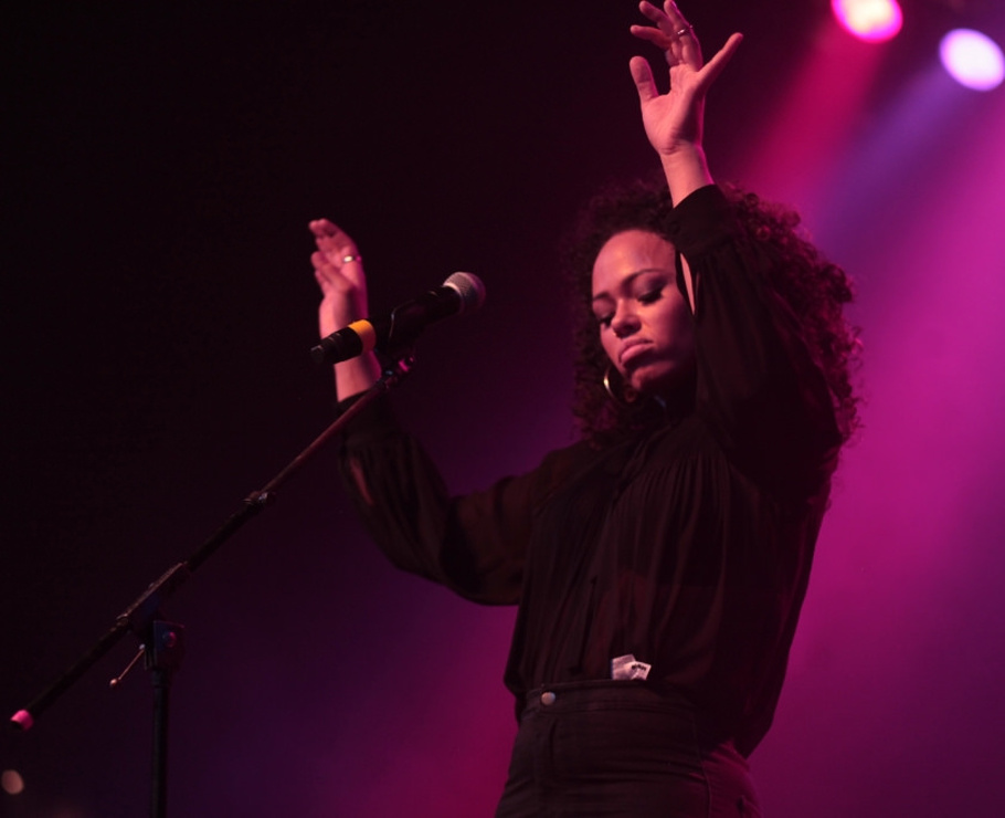 Picture of Elle Varner