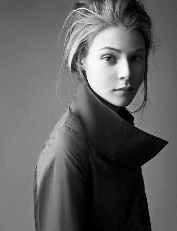 Picture of Caroline West