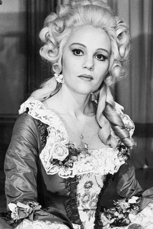 Madeline Kahn picture