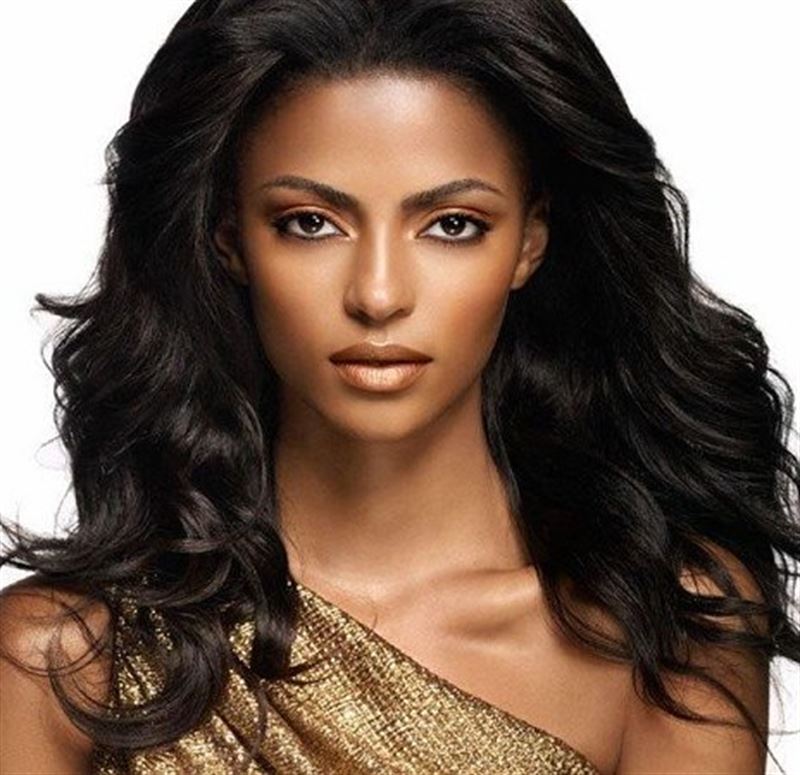 Picture of Nadine Maxwell