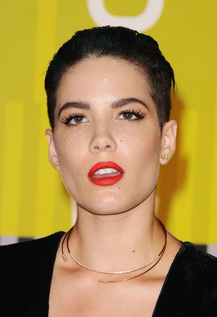 Picture of Halsey
