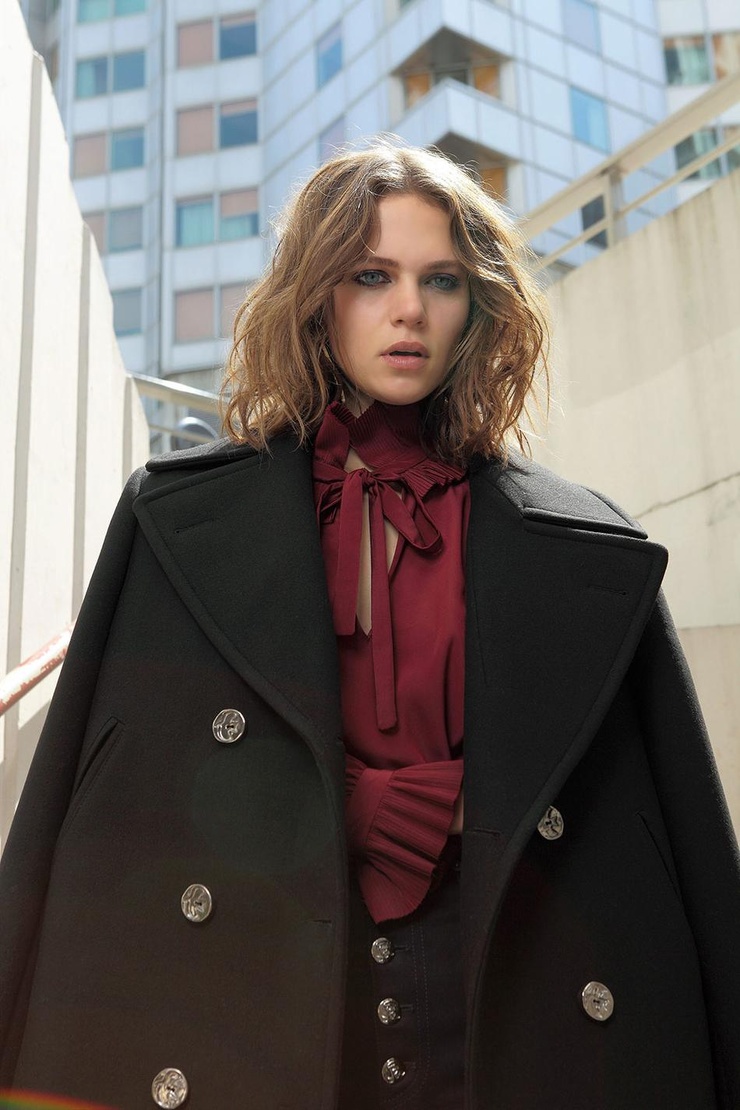 Picture of Claire Collins (model)