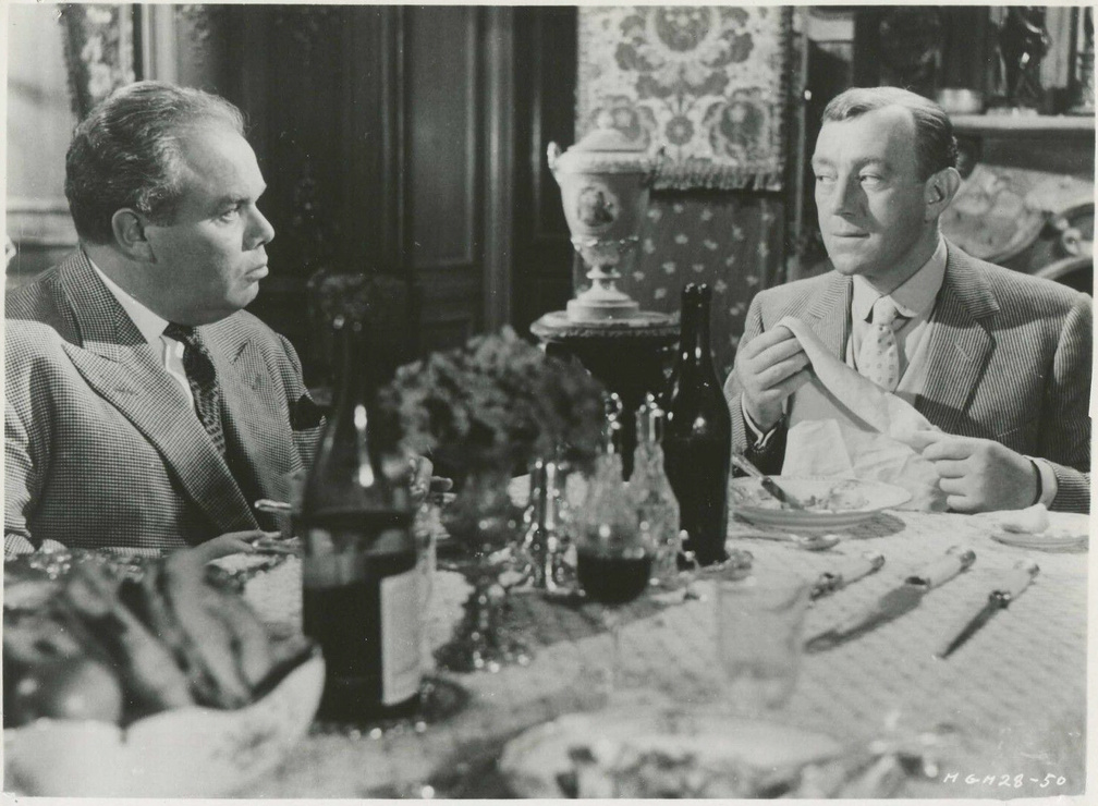 Peter Bull, Alec Guinness